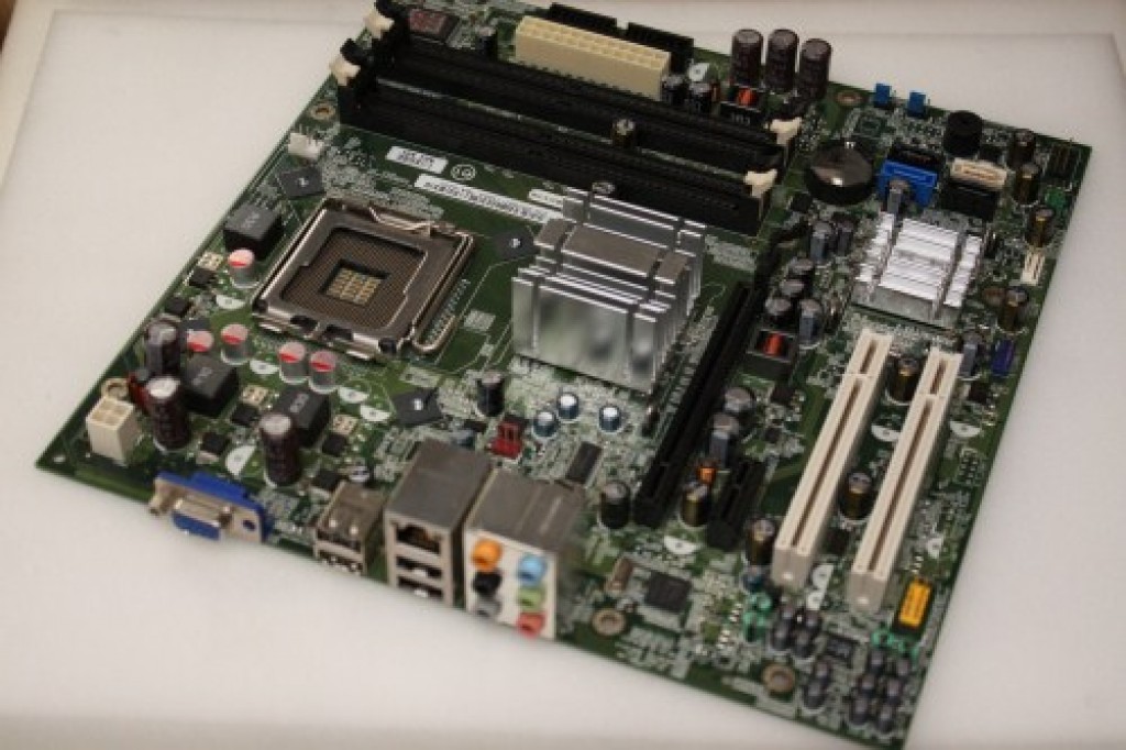 Dell Inspiron 530 Foxconn G33M02 LGA775 PCI-E DDR2 Motherboard RY007 at ...