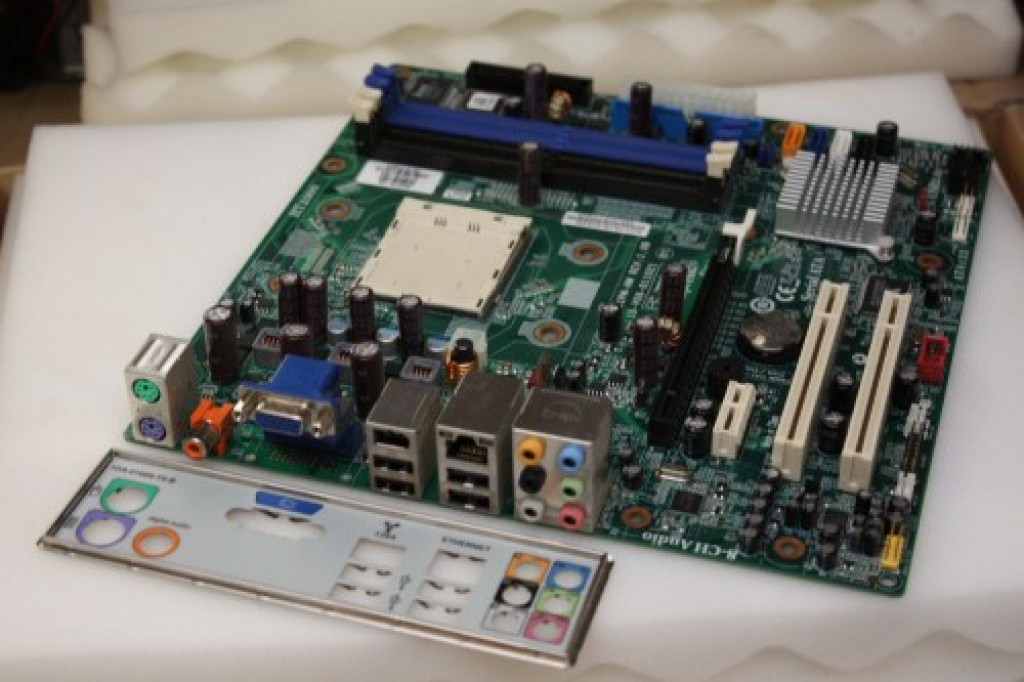 HP Compaq Presario SR5000 Socket AM2 Motherboard MCP61PM-HM 5189-0929 ...