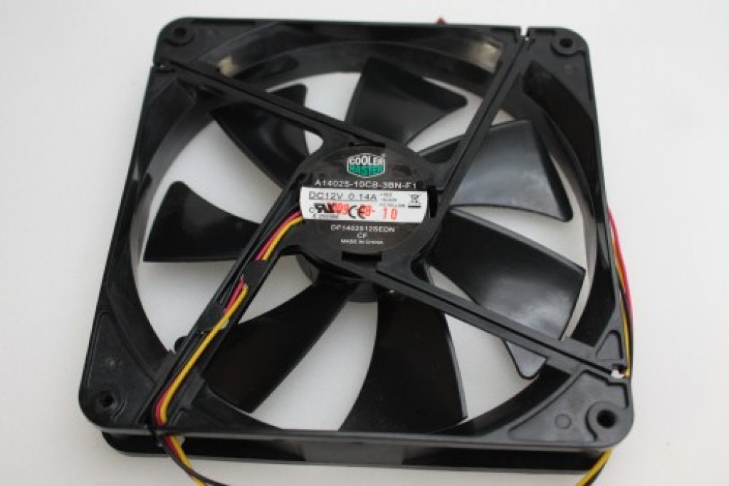 Cooler Master Case Cooling Fan 3 Pin A14025-10CB-3BN-F1 DF1402512SEDN ...