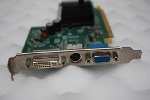 ATI Radeon X300 SE 128MB DVI PCIe Graphics Card UC996