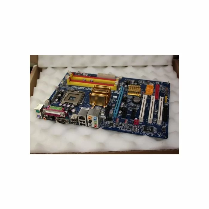 Gigabyte GA-P31-DS3L Socket LGA775 Intel Core 2 Extreme Intel Core...