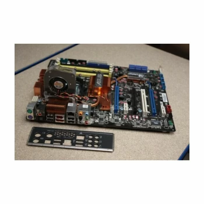 ASUS P5N-T Deluxe 775 nForce 780i 3-Way SLI Motherboard